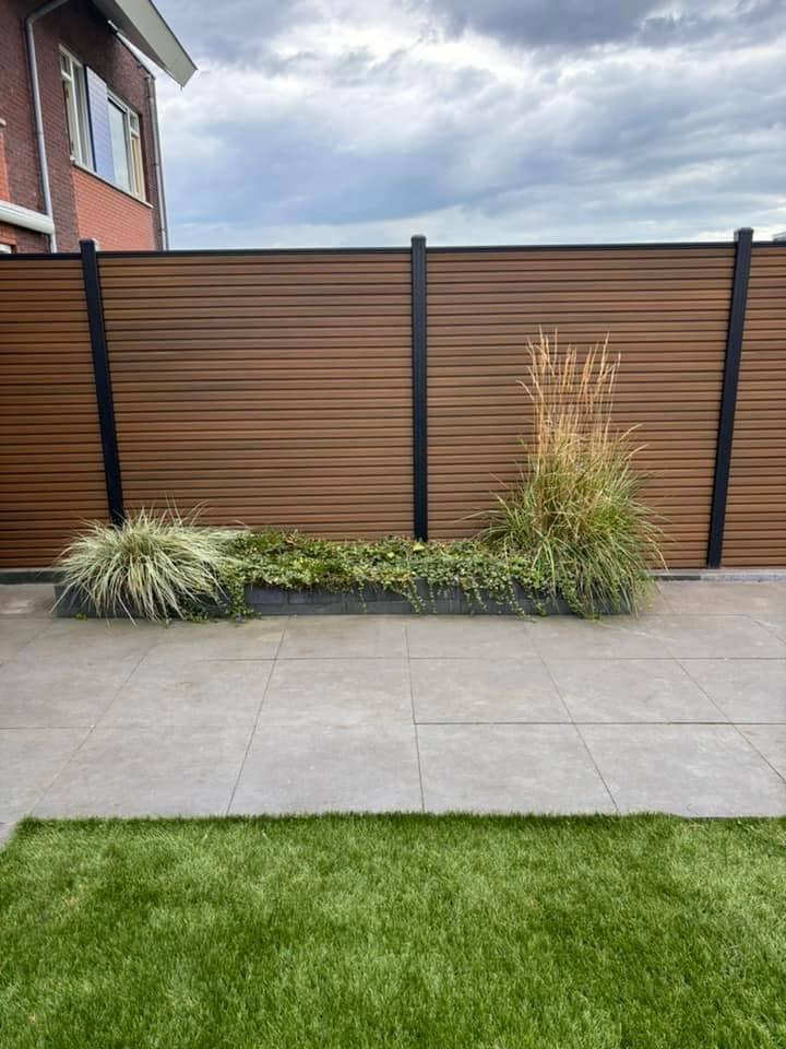 WPC-Zaun Rhombus Teak – MT Zaune